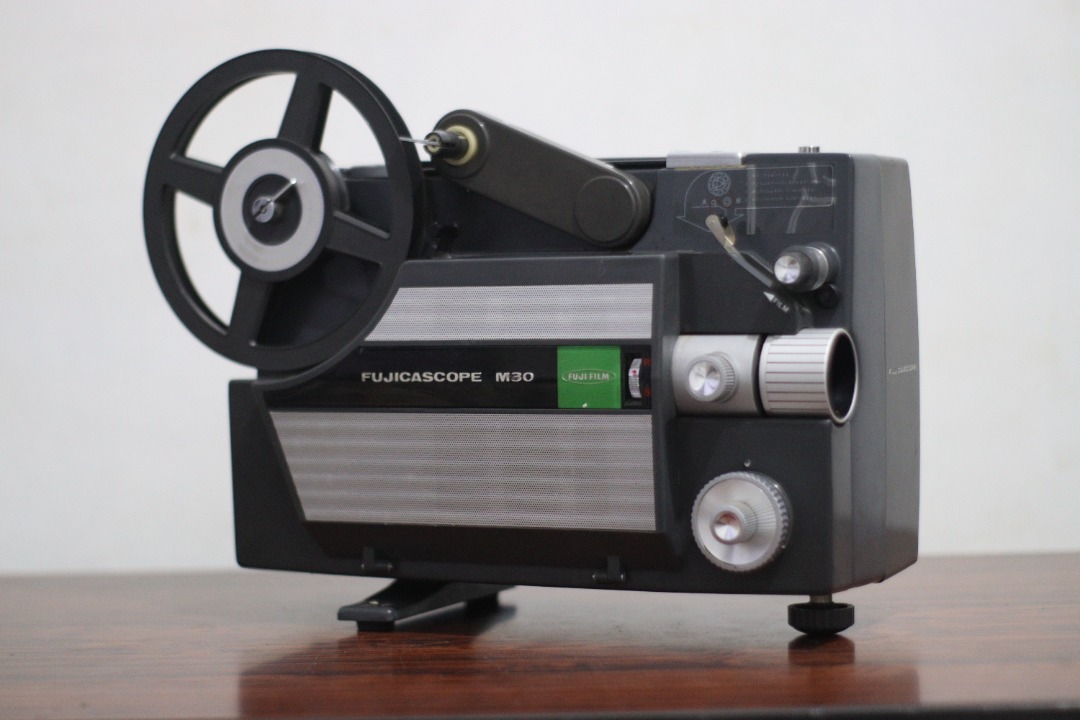 Fujifilm Fujicascope M30 Projector (1970 Vintage), TV & Home Appliances ...