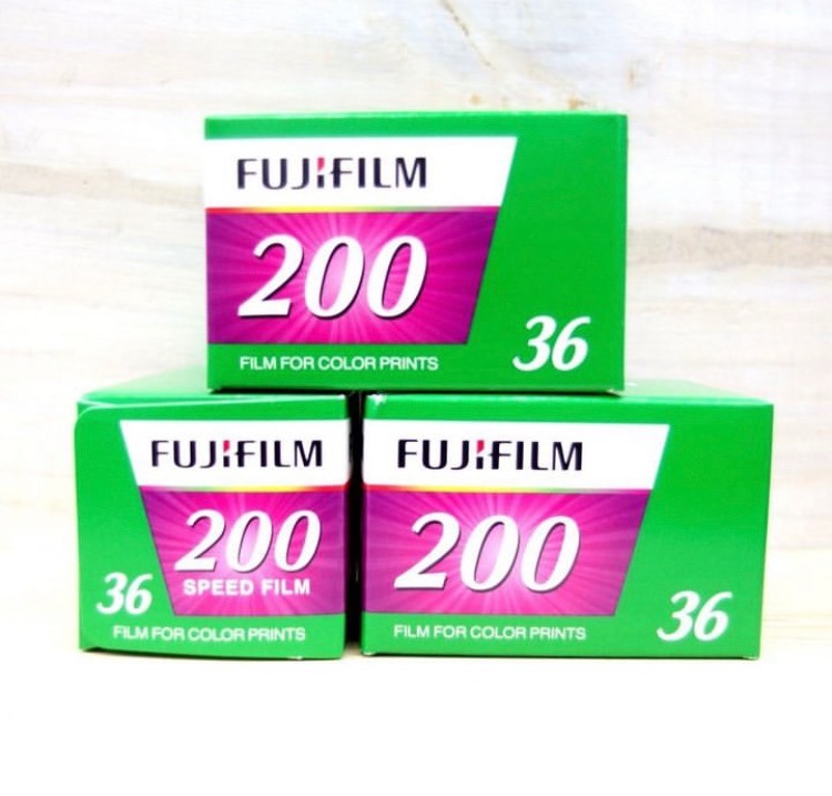 Fujifilm Fujicolor C200 (35mm film, 36 exposures), Photography, Cameras ...