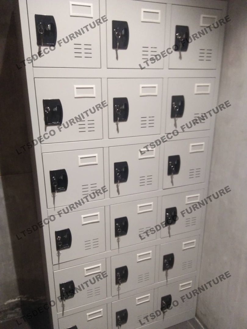 FURNITURE - 18DOOR STEEL LOCKER OFFICE PARTITIONS, Furniture & Home ...