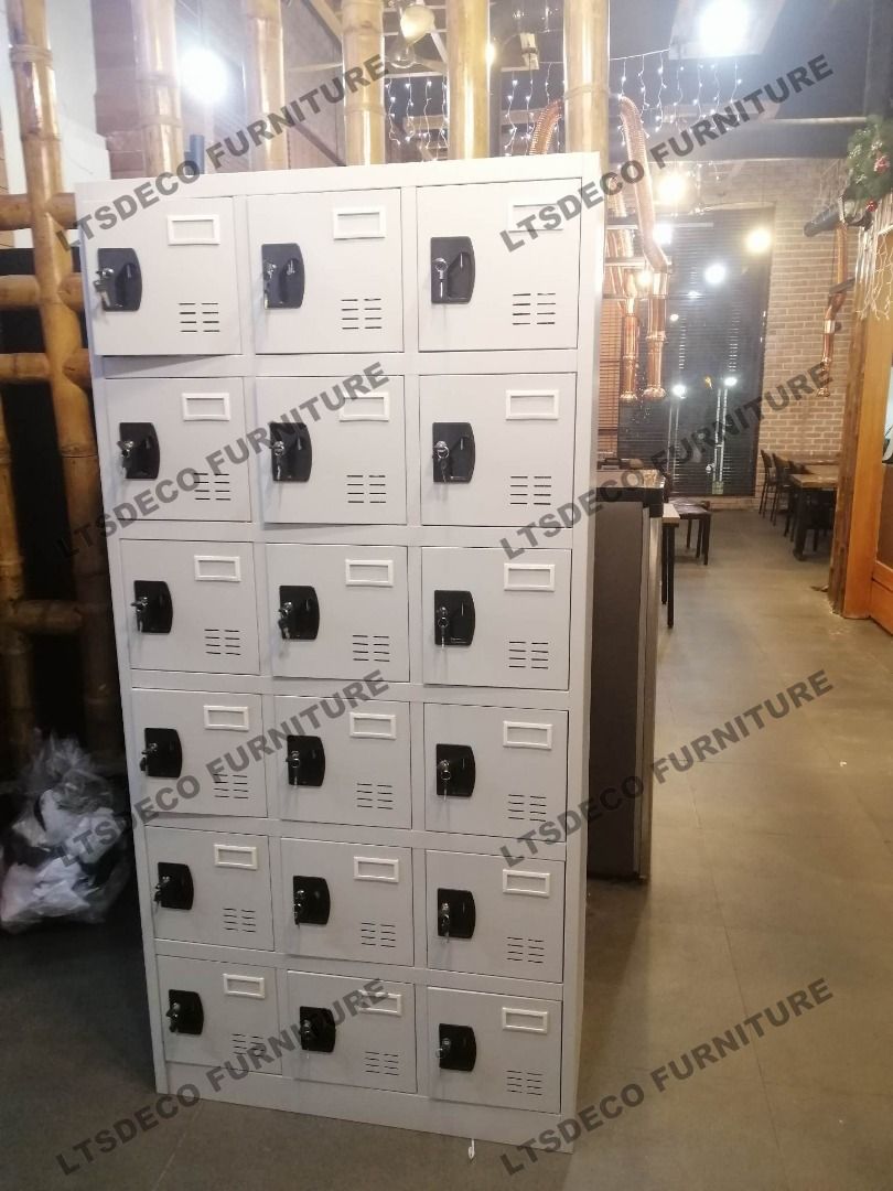 FURNITURE - 18DOOR STEEL LOCKER OFFICE PARTITIONS, Furniture & Home ...