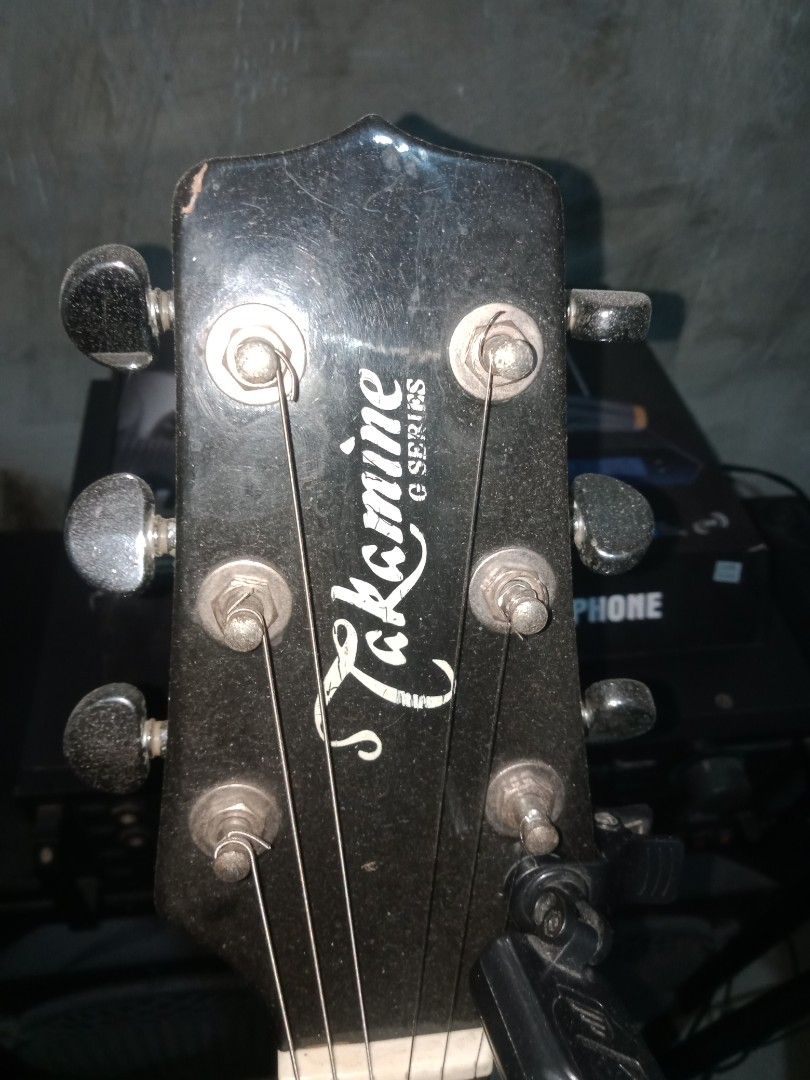 Gitar Akustik Takamine original, Musik & Media, Alat di Carousell