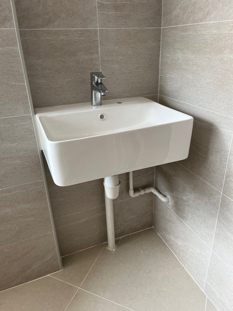 Grande basin tap GRT-320, Furniture & Home Living, Bathroom & Kitchen ...