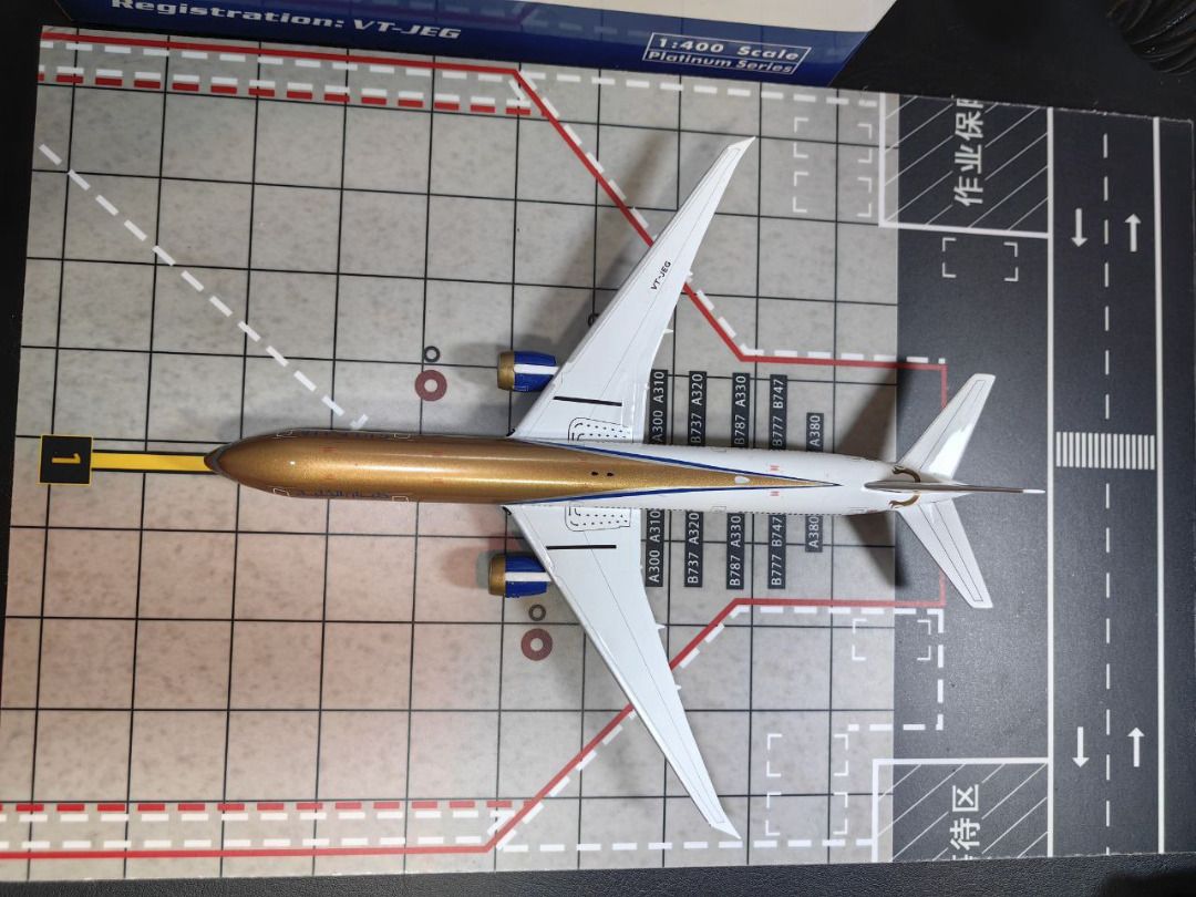 Gulf Air | Boeing 777-300ER | VT JEG | Diecast Airplane, Hobbies & Toys ...
