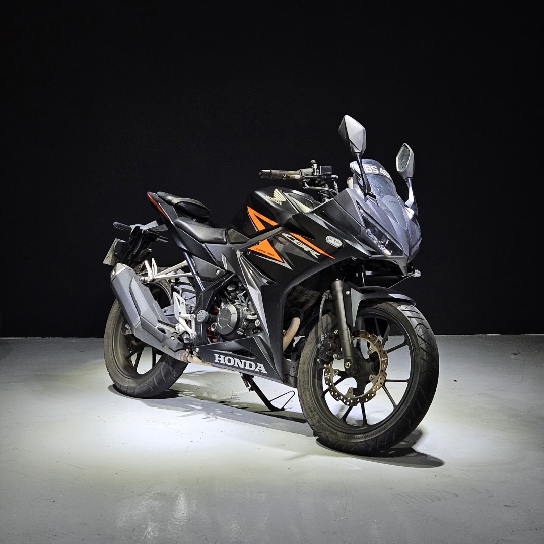 Honda CBR150R, Motorcycles, Motorcycles for Sale, Class 2B on Carousell
