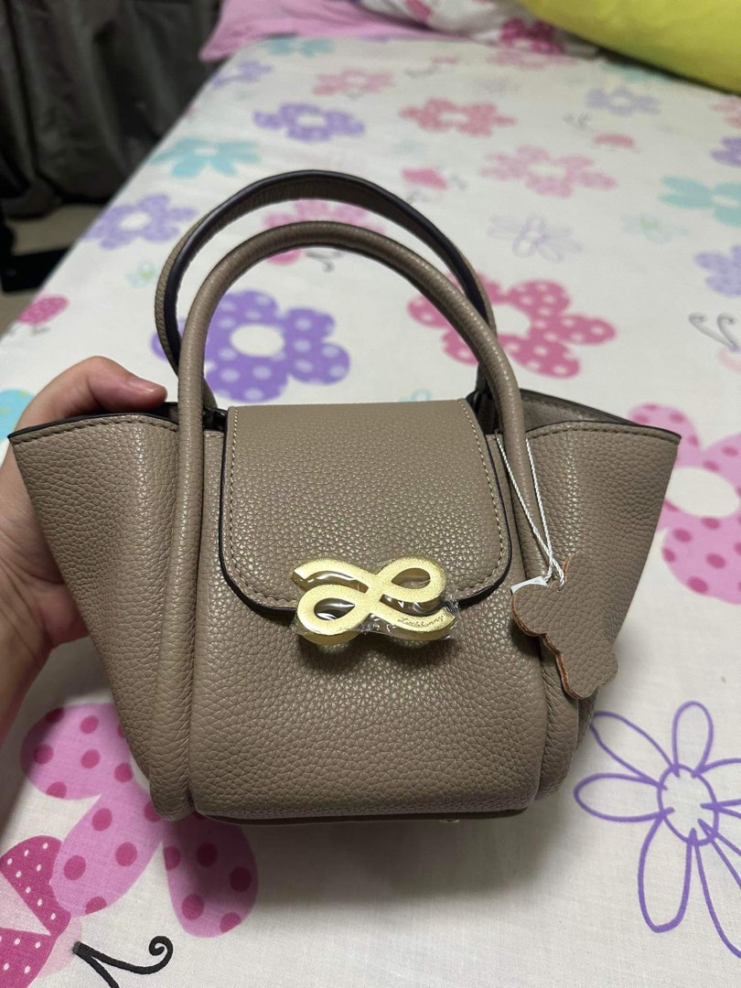 House of little bunny mini destiny, Women's Fashion, Bags & Wallets ...