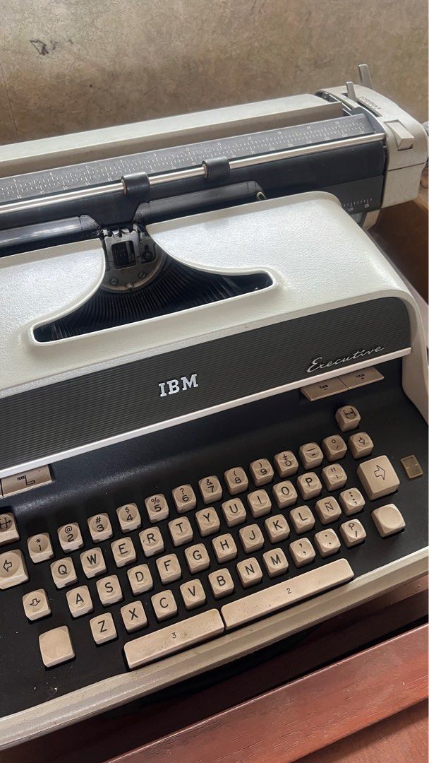 Vintage IBM Executive Typewriter, Computers & Tech, Office & Business ...