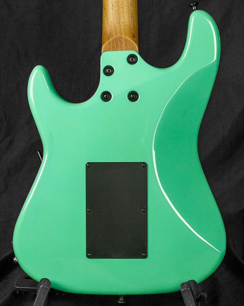 Kiesel Delos Headless Electric Guitar, Hobbies & Toys, Music & Media ...
