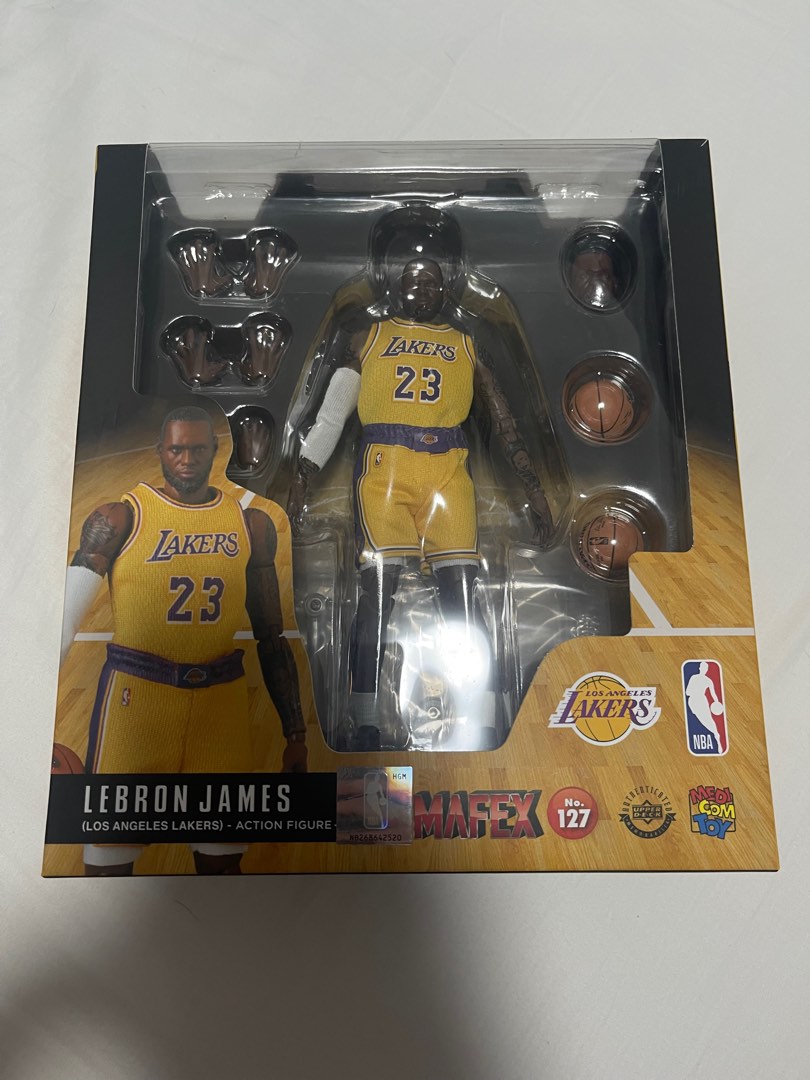 lebron james mafex action figure, Hobbies & Toys, Memorabilia ...