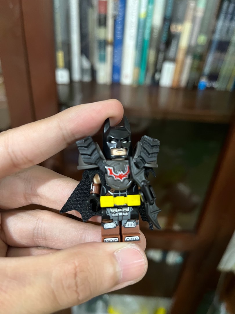 LEGO Minifigure Batman from Apocalypseburg set (code tlm130), Hobbies ...