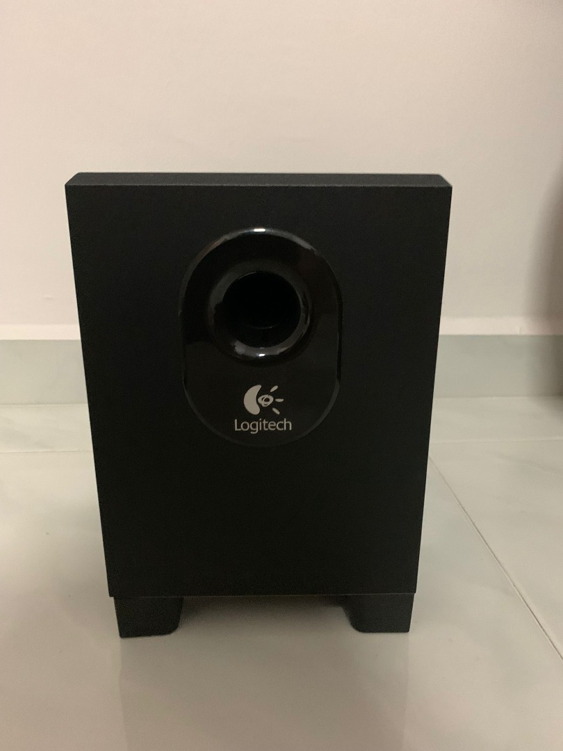 Logitech speaker system with subwoofer, Audio, Soundbars, Speakers ...