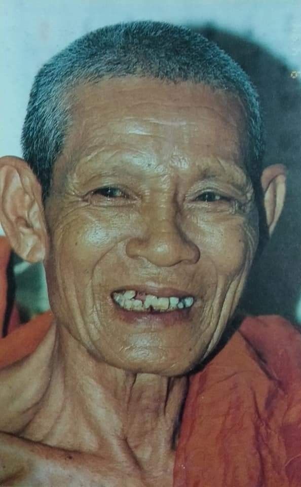 Luang Phor Yee Palakit, Hobbies & Toys, Collectibles & Memorabilia ...