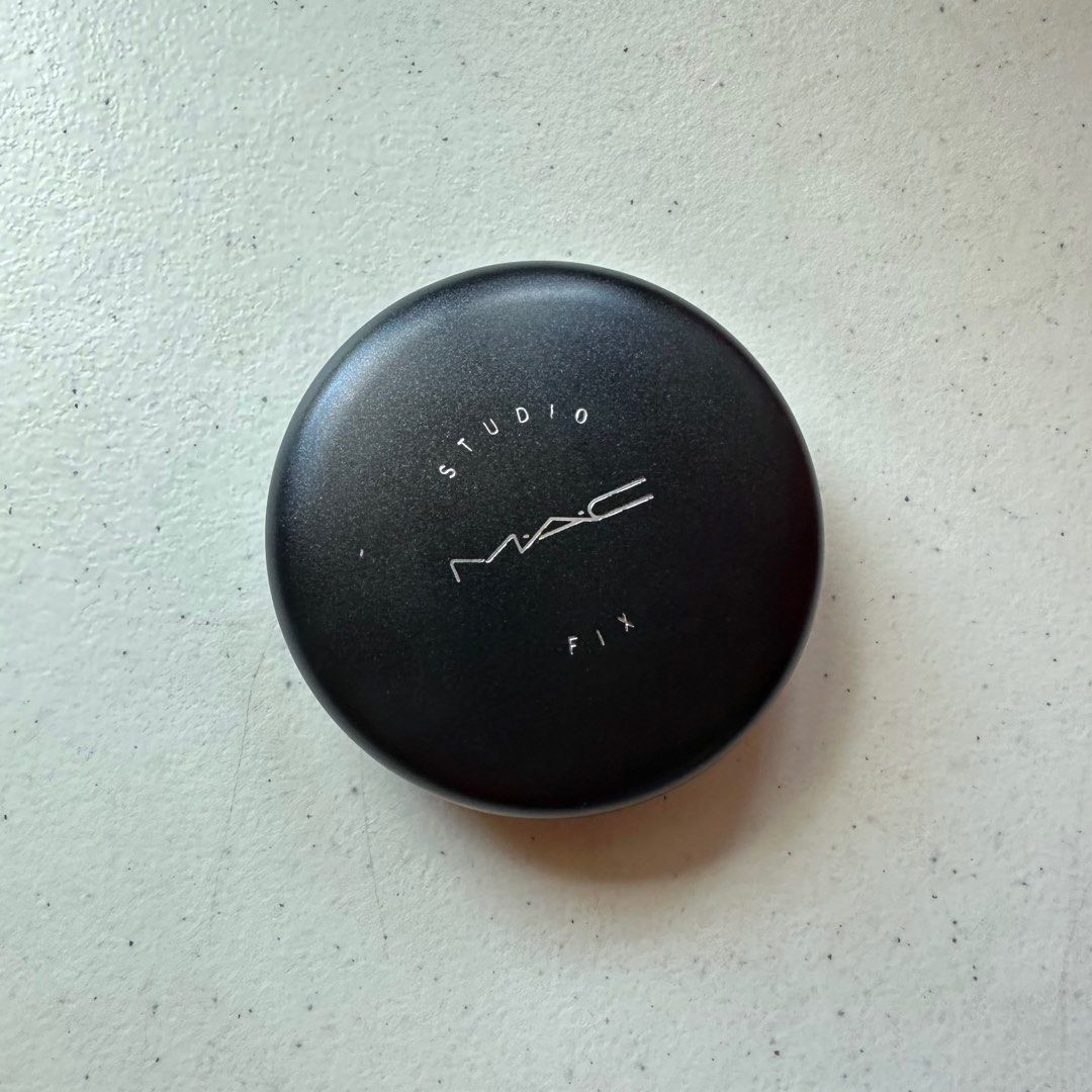 MAC Studio Fix Plus Powder Foundation (NC15), Beauty & Personal Care ...