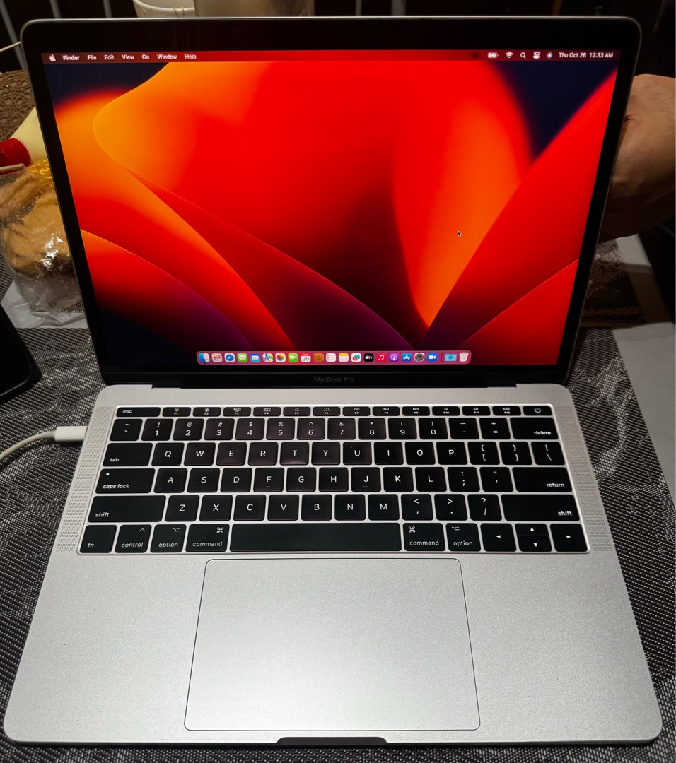 Macbook Pro 2017 i5 256GB Retina Display Ventura, Computers & Tech ...