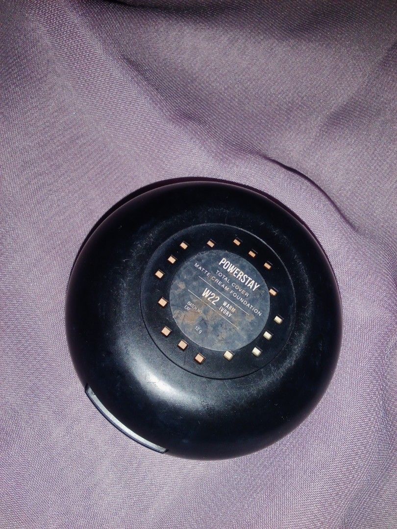 MAKEOVER POWERSTAY total cover w22, Kesehatan & Kecantikan, Rias Wajah ...