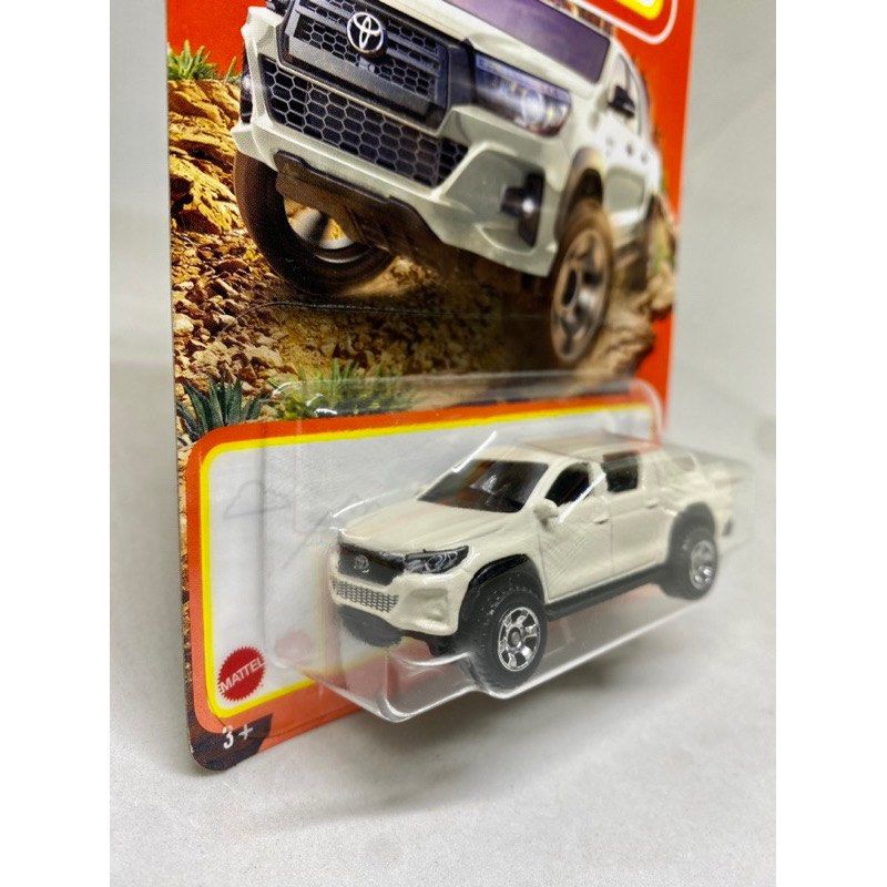 Matchbox 2018 TOYOTA HILUX White Revo Commercial Vehicle Compact Pickup ...