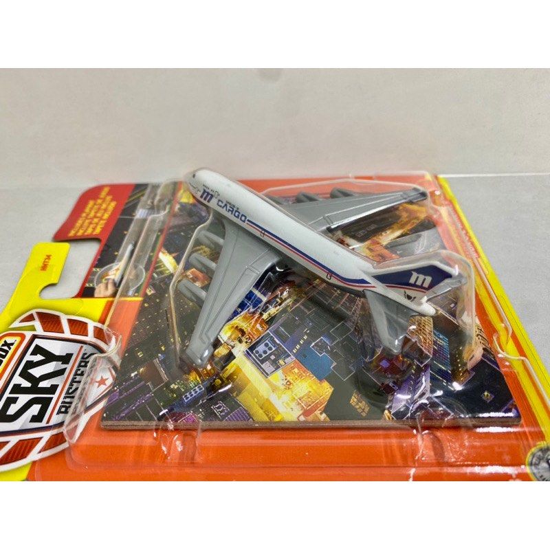 Matchbox MBX 6-2 AIRLINER White Grey Cargo Transporter Sky Busters ...
