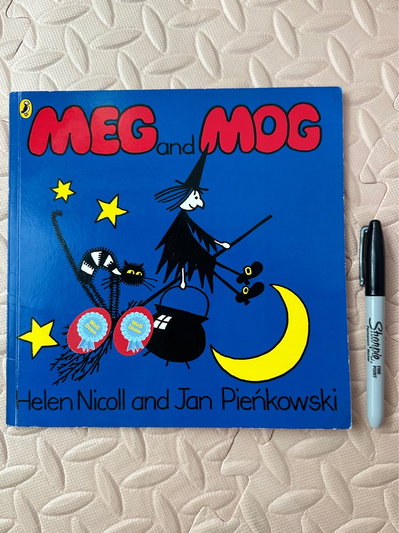 Meg and Mog, Hobbies & Toys, Books & Magazines, Children's Books on ...