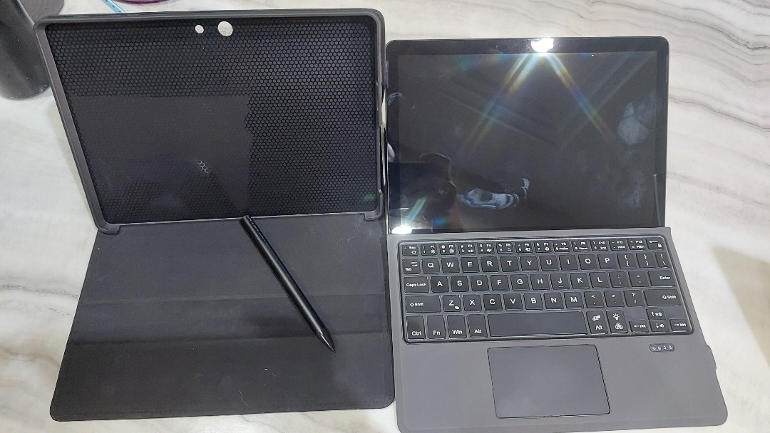 Microsoft Surface Go 3, Computers & Tech, Laptops & Notebooks on Carousell