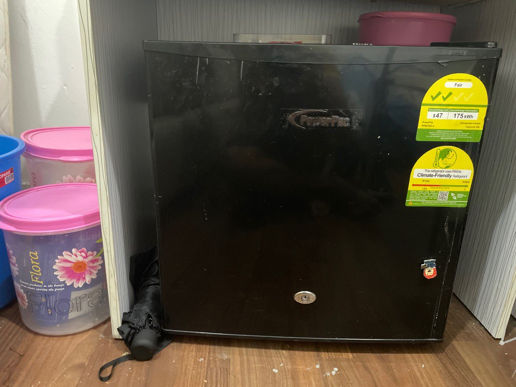 Mini fridge 50 Litre, TV & Home Appliances, Kitchen Appliances ...