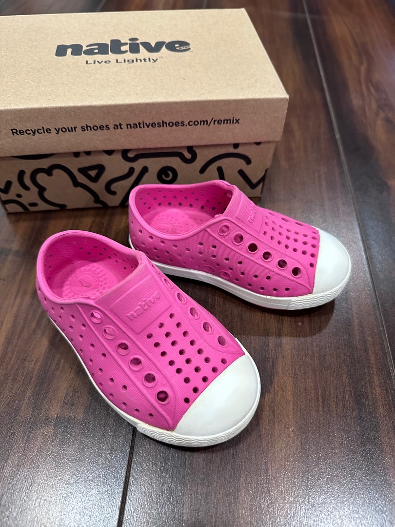 Native pink C5, Babies & Kids, Babies & Kids Fashion on Carousell