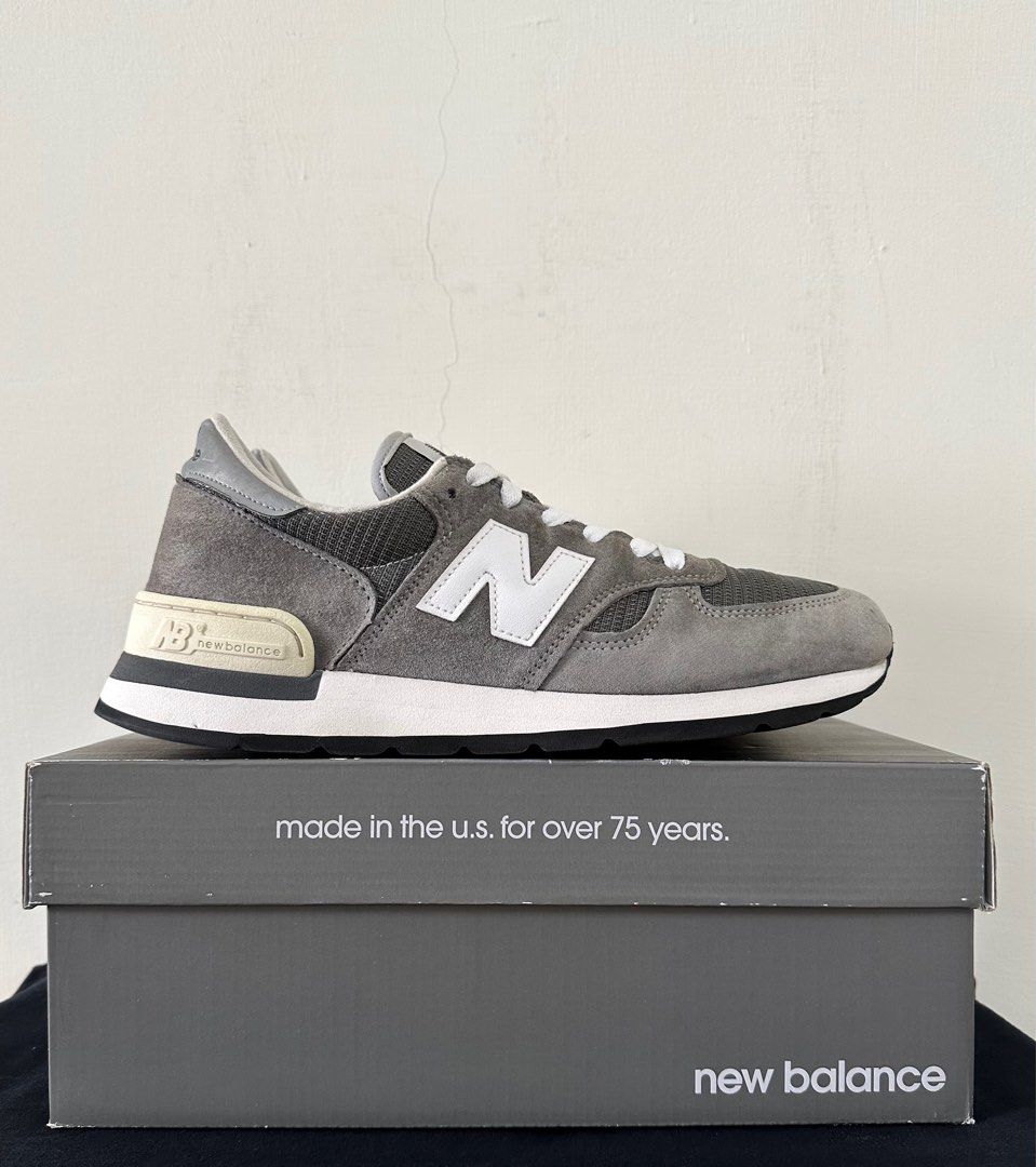 NEW BALANCE M990GR1 us10, 他的時尚, 鞋類, 運動鞋、球鞋在旋轉拍賣