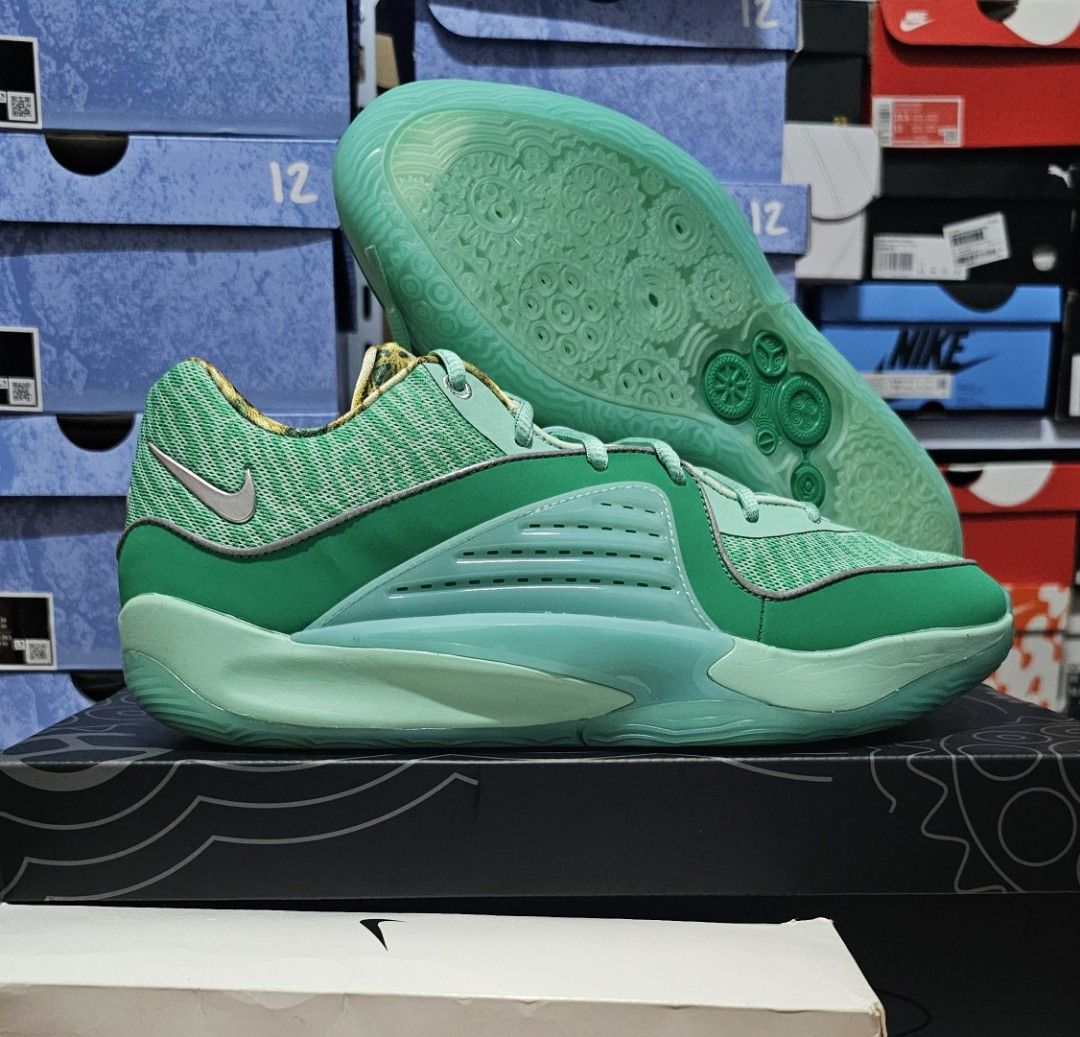 Nike kd16 Green, Men's Fashion, Footwear, Sneakers on Carousell