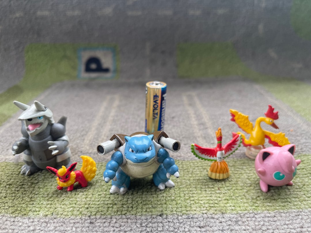Nintendo Pokemon Mini Figures Assorted Bandai Tomy Cgtsj For Take All Only Priced As Set