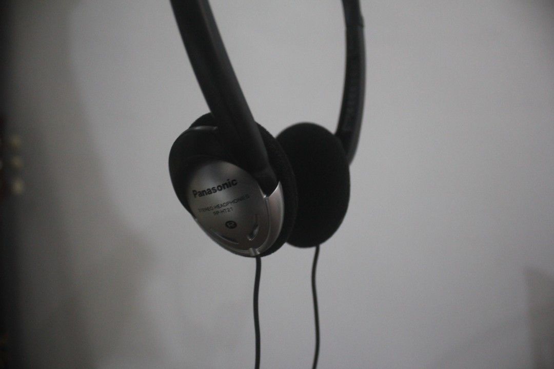 Panasonic Headphones, Audio, Headphones & Headsets on Carousell