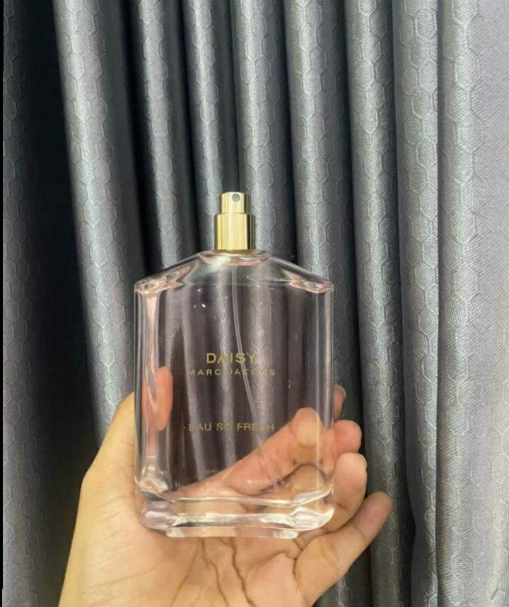 Parfum mj daisy eau so fresh, Kesehatan & Kecantikan, Parfum, Kuku ...