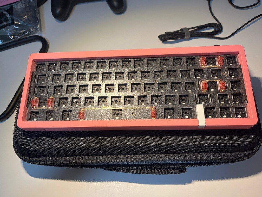 pink d65 built kit with durock stabs, Computers & Tech, Parts ...