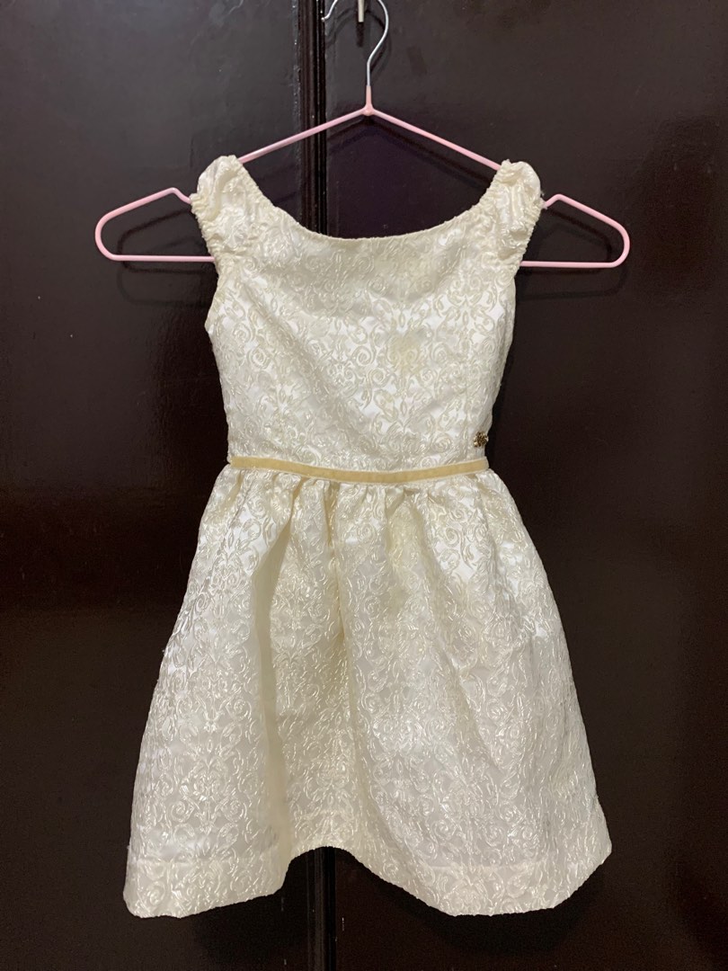 Robby Rabbit dress, Babies & Kids, Babies & Kids Fashion on Carousell