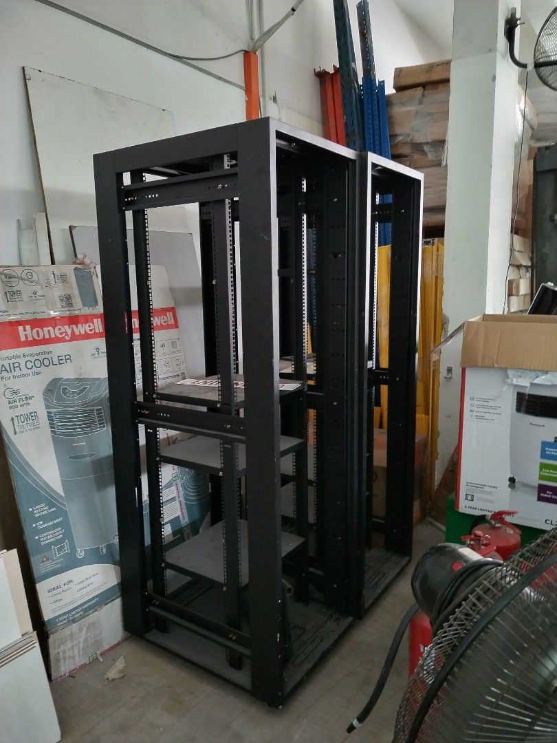 server rack 42u, Computers & Tech, Office & Business Technology on ...