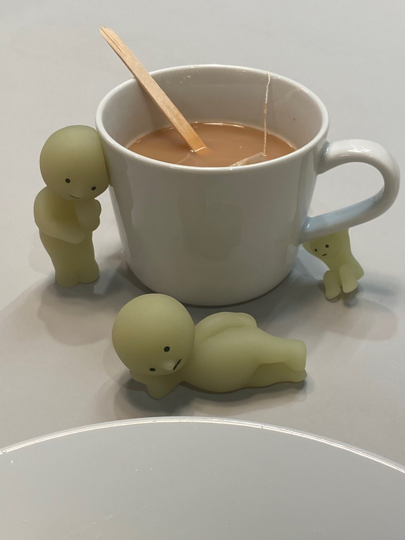 Smiski Series 1 Lounging, Lifting Secret, & Smiski Living Thinking ...