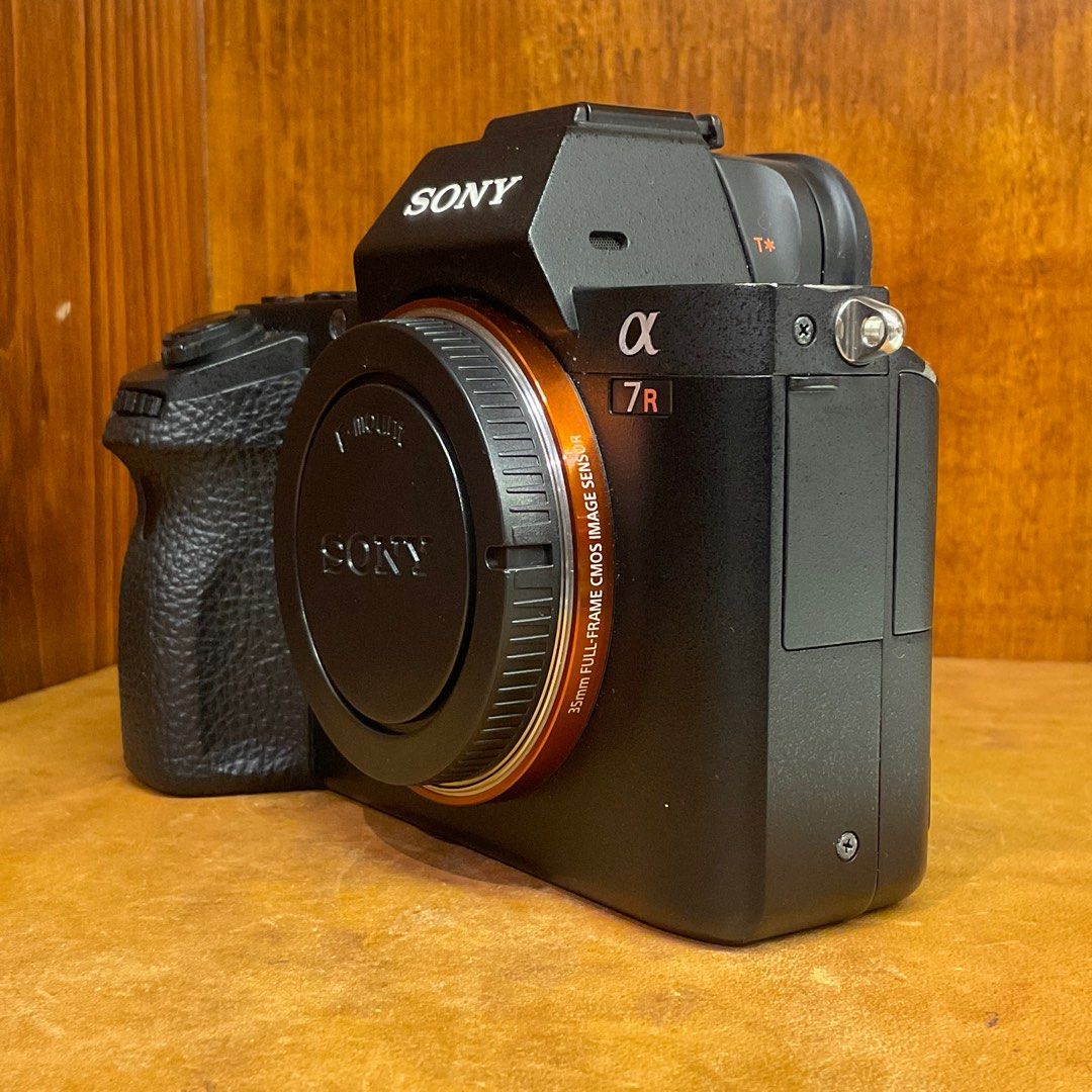 SONY A7R Mark II A7R2 w/box (4496880) J23, Photography, Cameras on ...