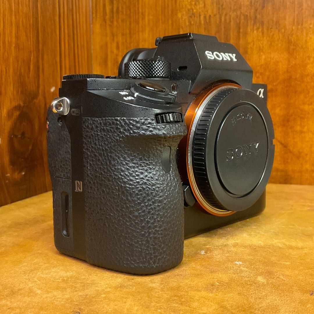 SONY A7R Mark II A7R2 w/box (4496880) J23, Photography, Cameras on ...