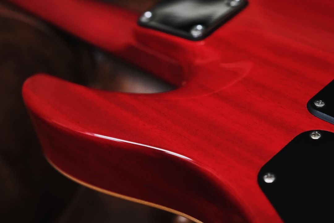 Suhr Pete Thorn Signature Standard, Hobbies & Toys, Music & Media ...