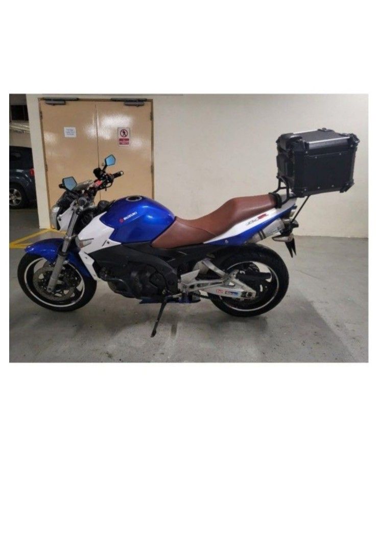 Suzuki GSR 400, Motorcycles, Motorcycles for Sale, Class 2A on Carousell
