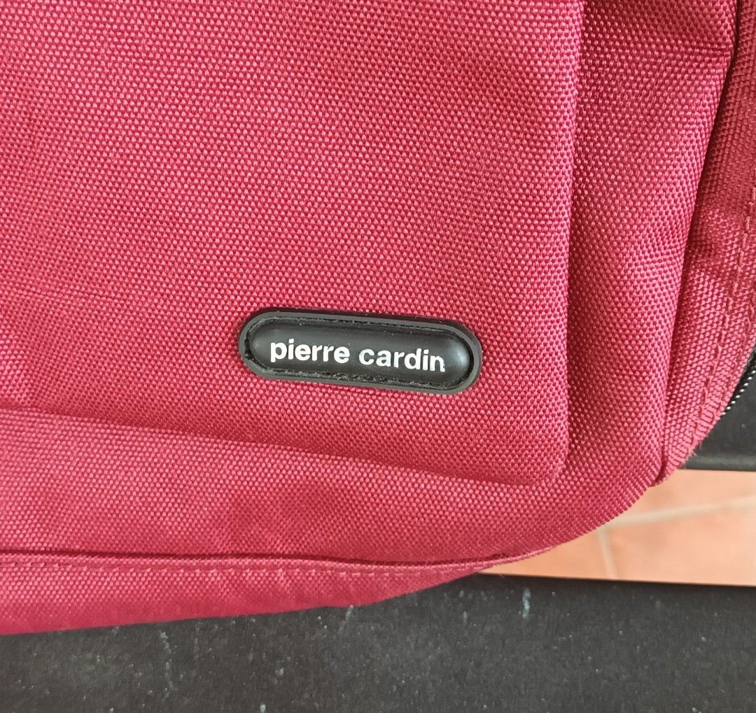 Tas Laki PC Pierre Cardin Sling Nilon Marun 2nd Very Good Condition ...