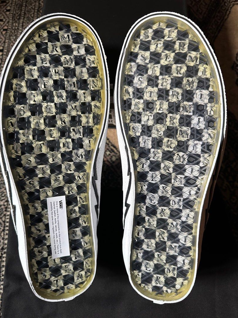 VANS VAULT X MASTER MIND WORLD OLD SCHOOL BOLT, Men's Fashion, Footwear ...