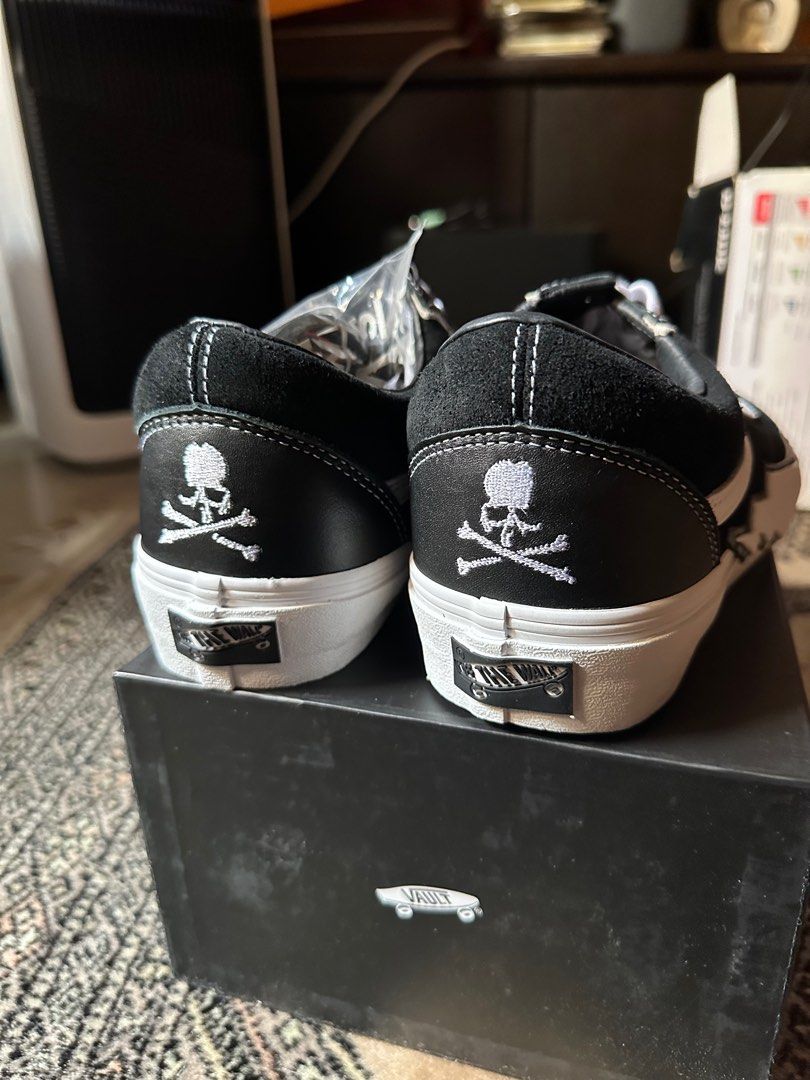 VANS VAULT X MASTER MIND WORLD OLD SCHOOL BOLT, Men's Fashion, Footwear ...