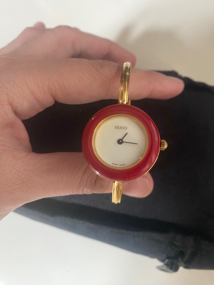 vintage gucci bangle watch, Women's Fashion, Watches & Accessories ...