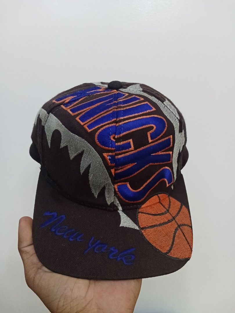 vintage knicks cap, Men's Fashion, Watches & Accessories, Caps & Hats ...