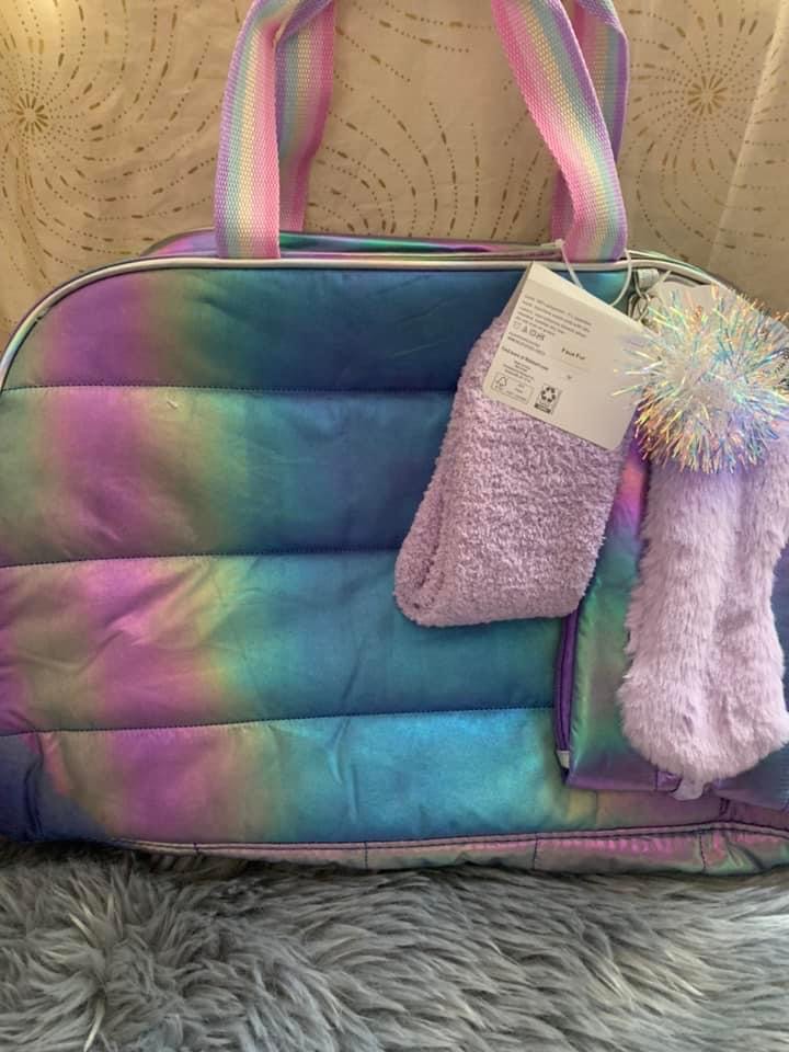 Wonder Nation Sleepover Duffle Bag 5 piece set, Women's Fashion, Bags ...