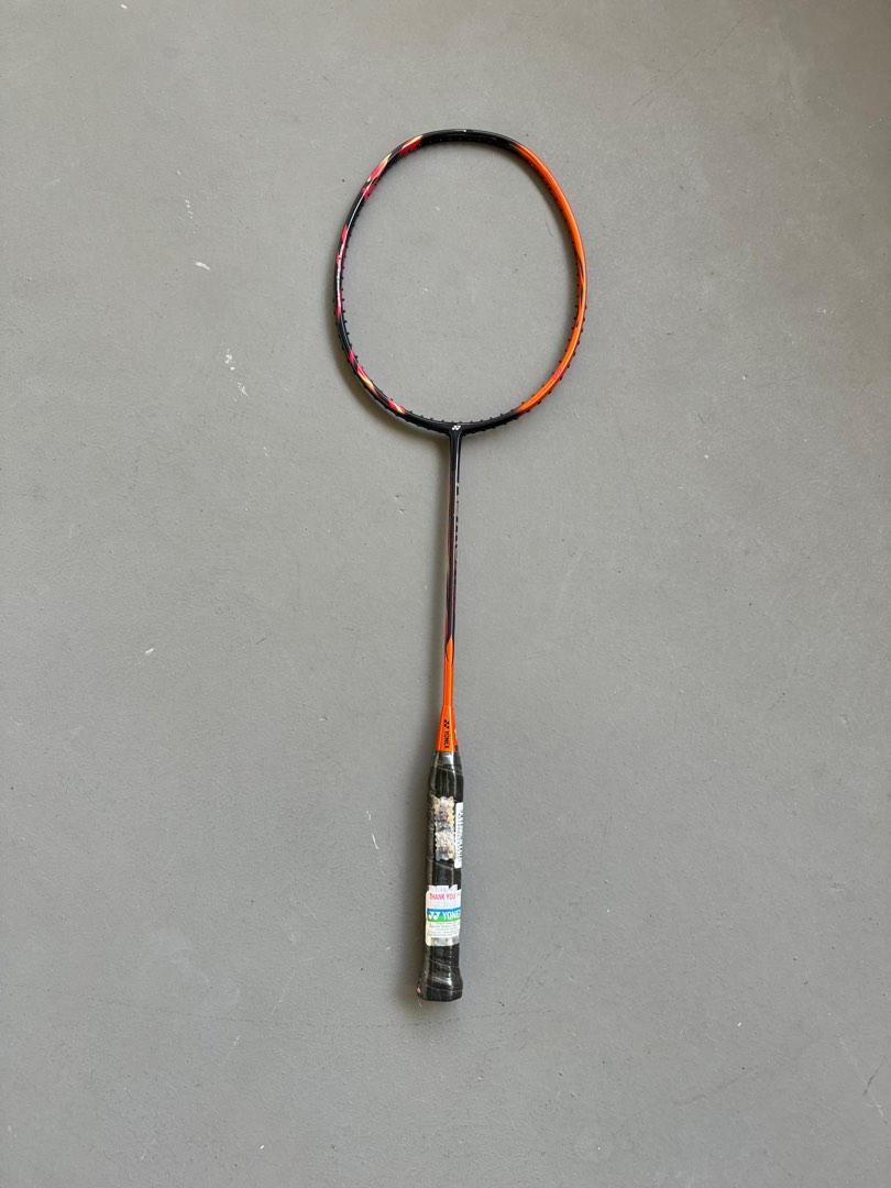 Yonex Racket Astrox 39, Sports Equipment, Sports & Games, Racket & Ball ...