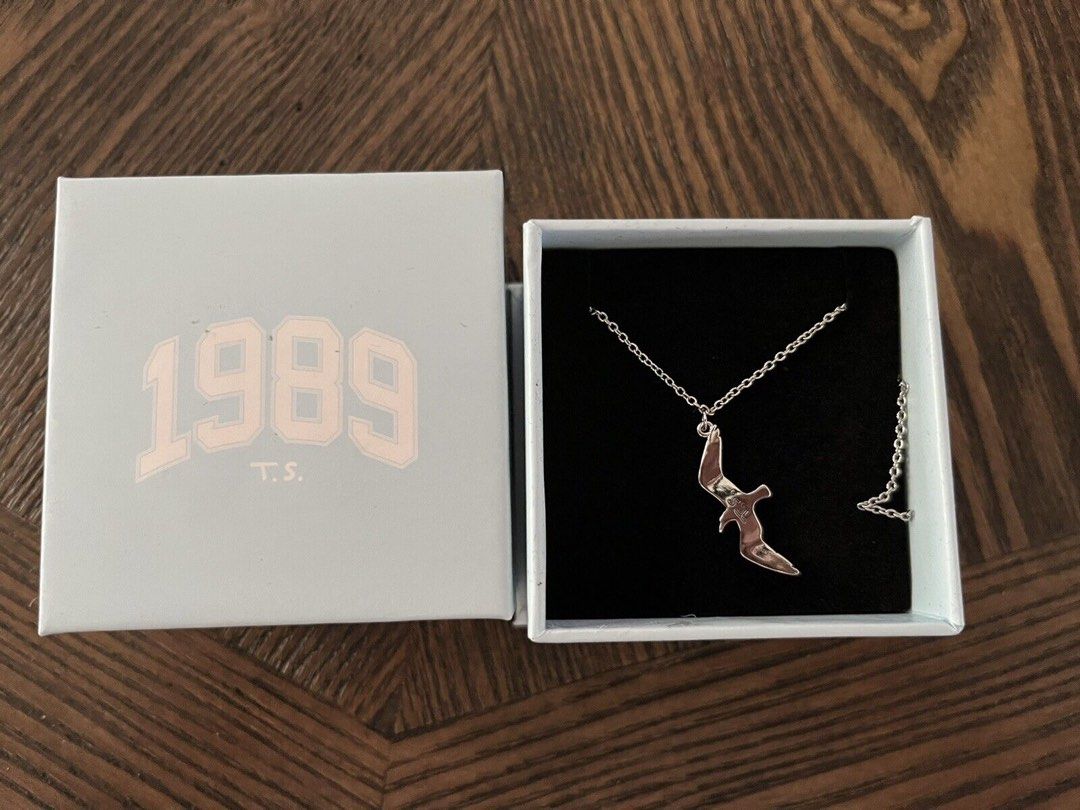 1989 (Taylor's Version) Seagull Necklace Taylor swift, 名牌, 飾物及配件 ...