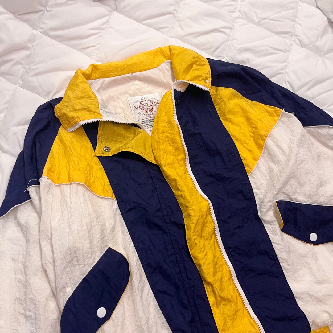 ⚡️ Yellow, Blue & White Vintage Windbreaker Jacket ⚡️, Men's Fashion ...