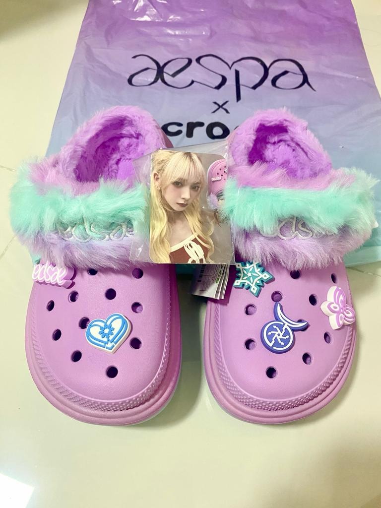 aespa x crocs brand new with tag, karina pc!!!!, Women's Fashion ...