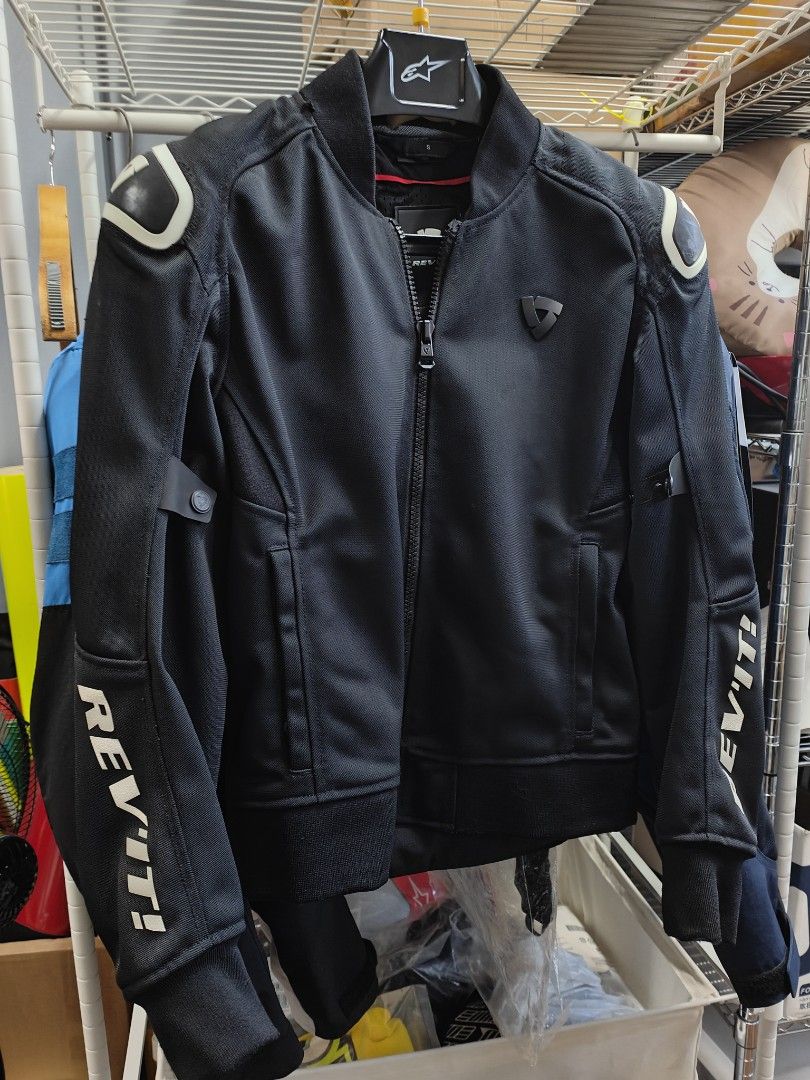 Alpinestars Dainese Revit riding jackets, Motorcycles, Motorcycle ...