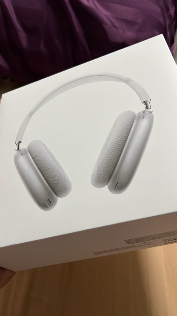 APPLE AIRPODS MAX SILVER BRAND NEW, Audio, Headphones & Headsets on ...