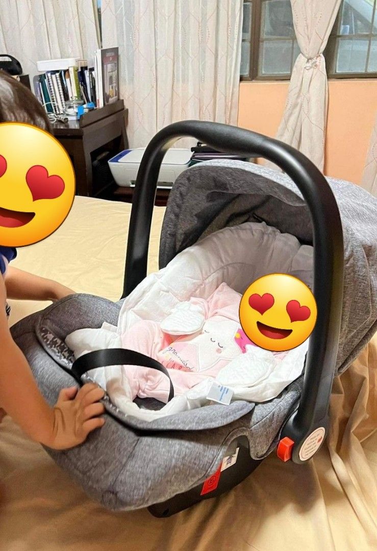 Apruva Trek stroller with removable baby car seat/carrier, Babies ...